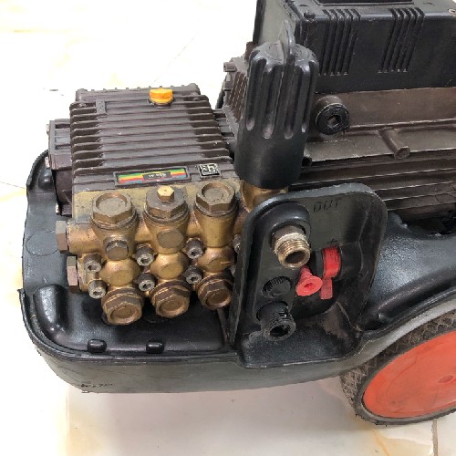 Đầu Rửa Xe Cao Áp Interpump Italy - Oreka.vn